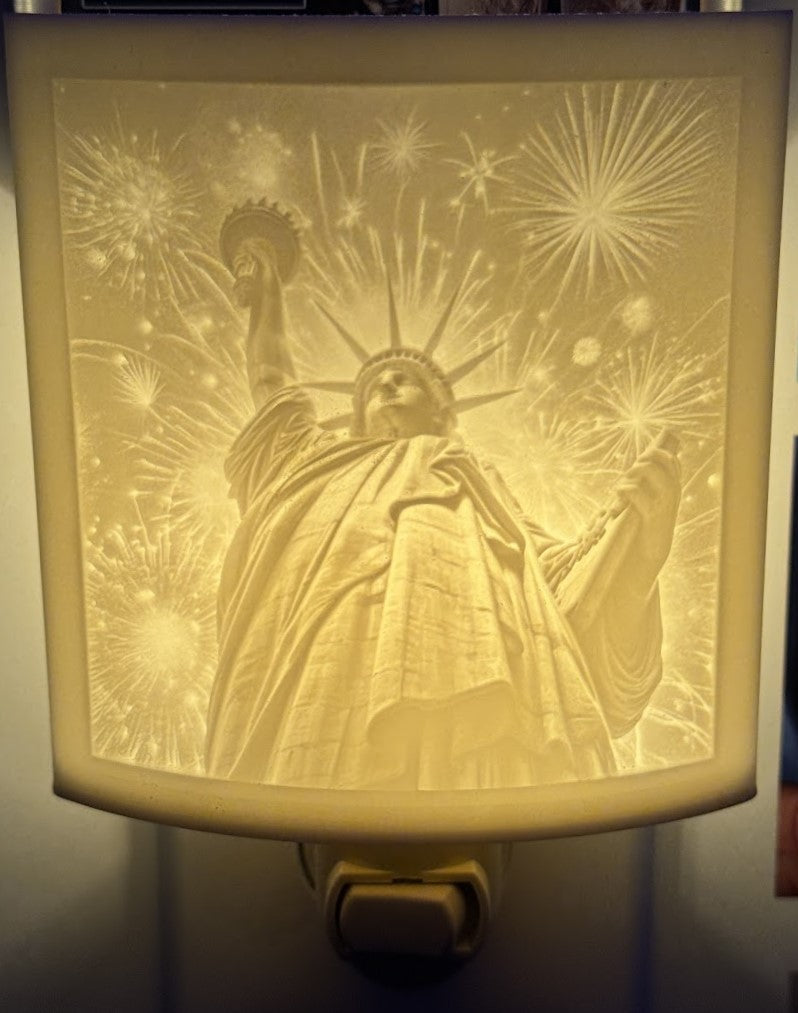 Lady Liberty Burst – McNightLights